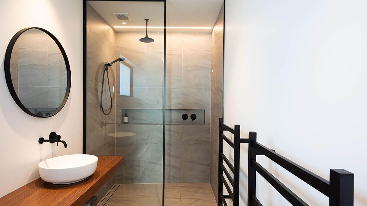 Vertical Oblique™ Weatherboard for Modern Design | James Hardie