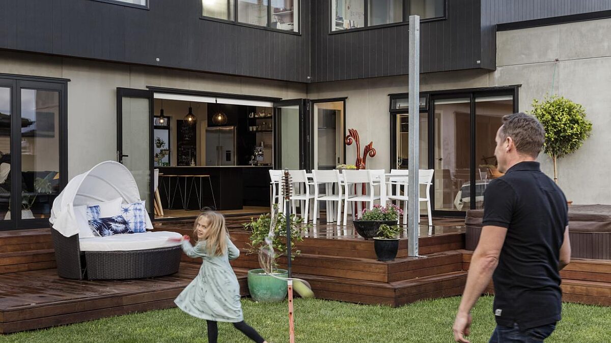 Axon™ Panel used to build a bespoke home | James Hardie