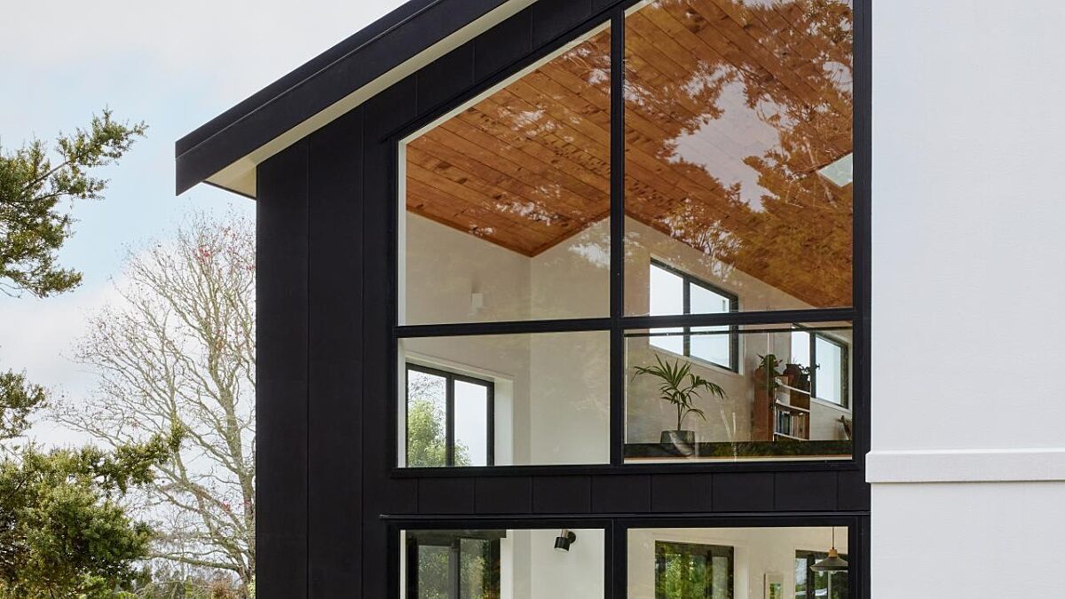 Modern barn home with Stria™ Cladding | James Hardie