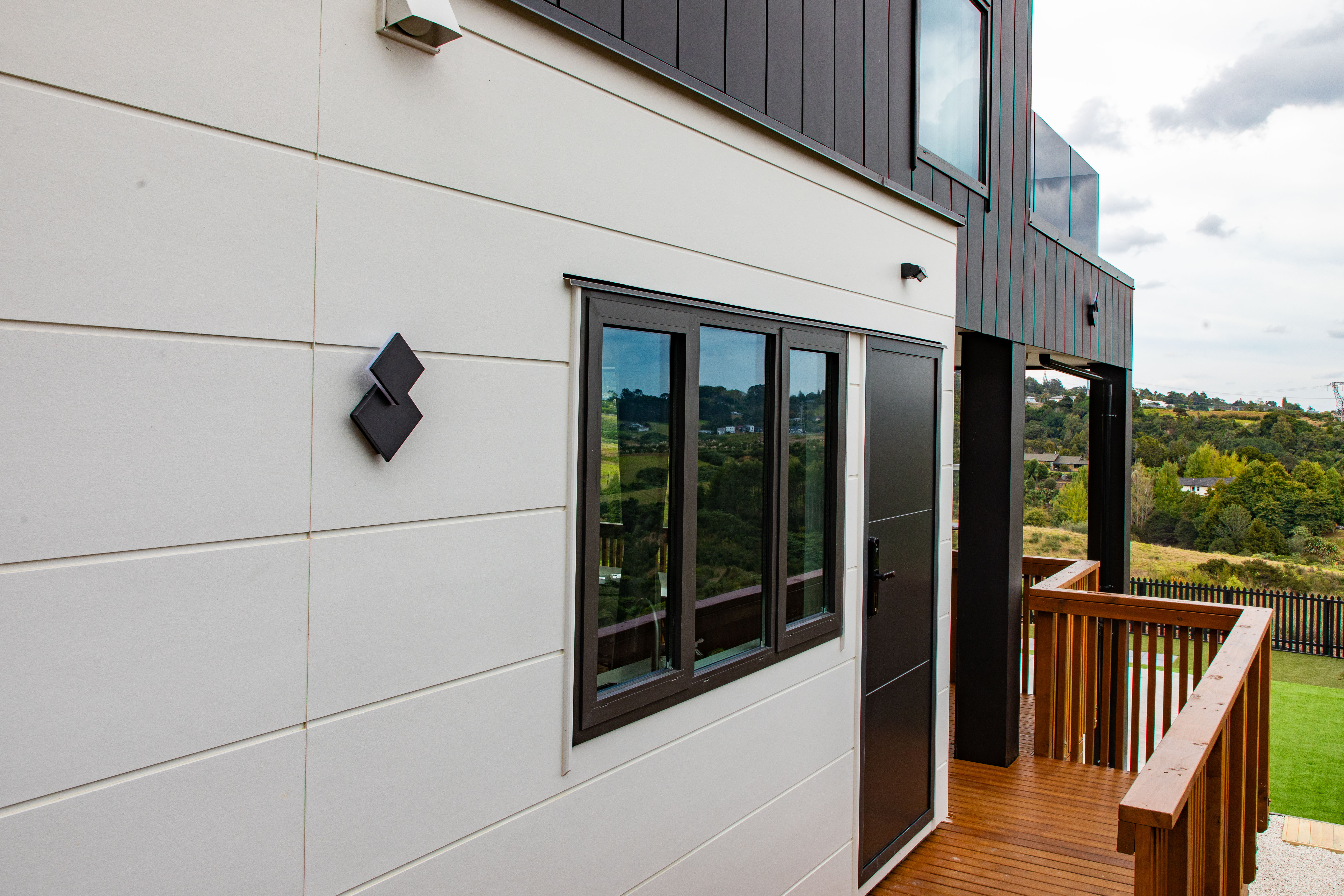 Contemporary Shadow Play with Stria™ Cladding | James Hardie