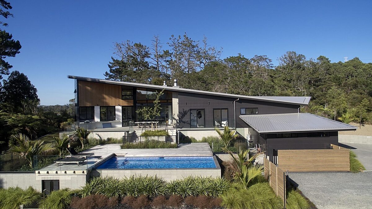 Stria™ Cladding | Horizontal & Vertical Cladding | James Hardie